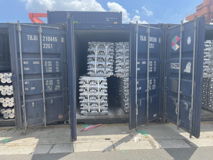 표면 1000 시리즈를 전해도금시키는 A7 99.7% 알루미늄 합금 잉곳